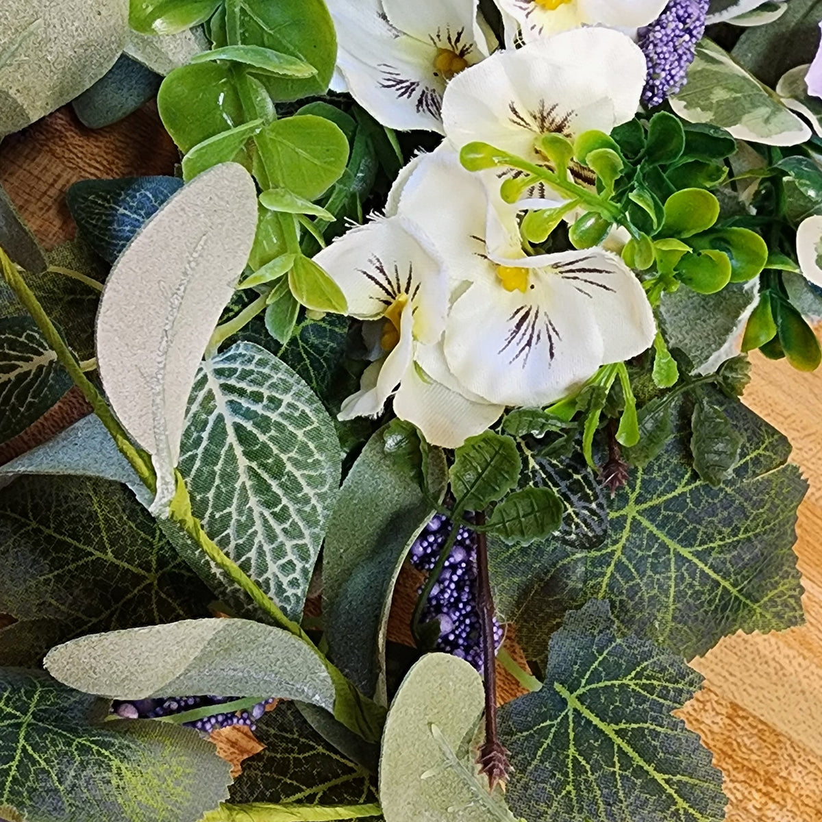 Pansy & Hydgrangea Spray – The Summer Kitchen